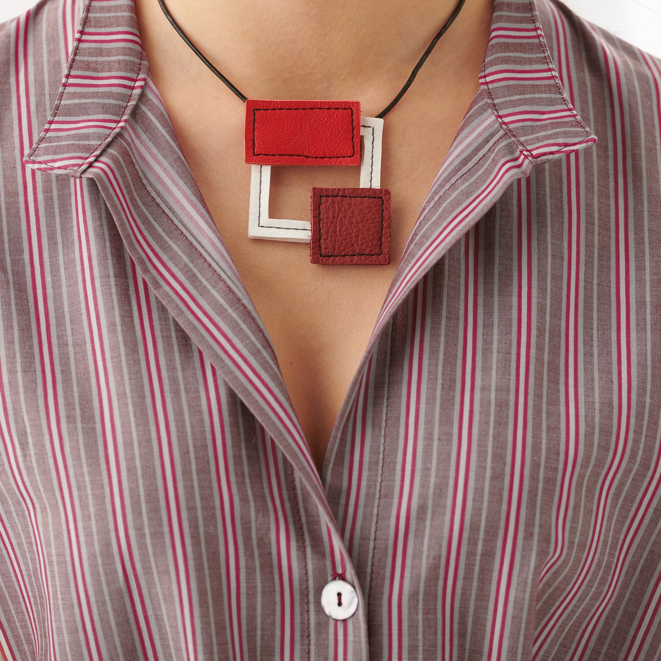 Knopfleisten nähen - zwei Varianten - Support - BERNINA