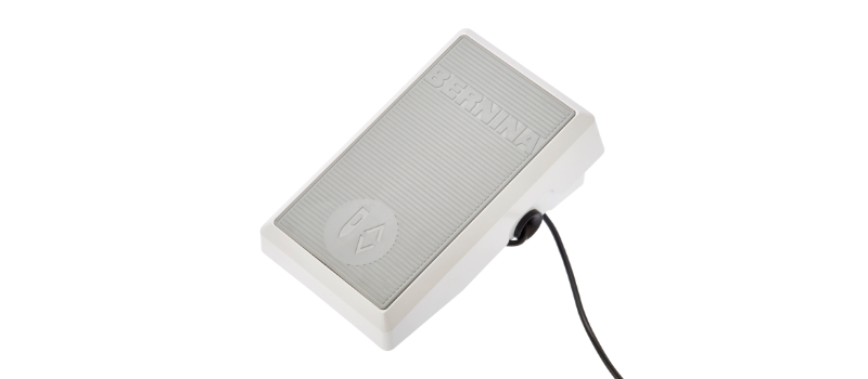 BERNINA 790 PLUS - finest in sewing and embroidery - BERNINA