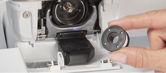 BERNINA 475 Quilter's Edition - the best friend of all quilters - BERNINA