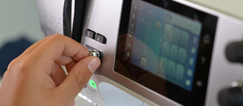 BERNINA 335 Sewing Machine A Beginner's Favourite - BERNINA