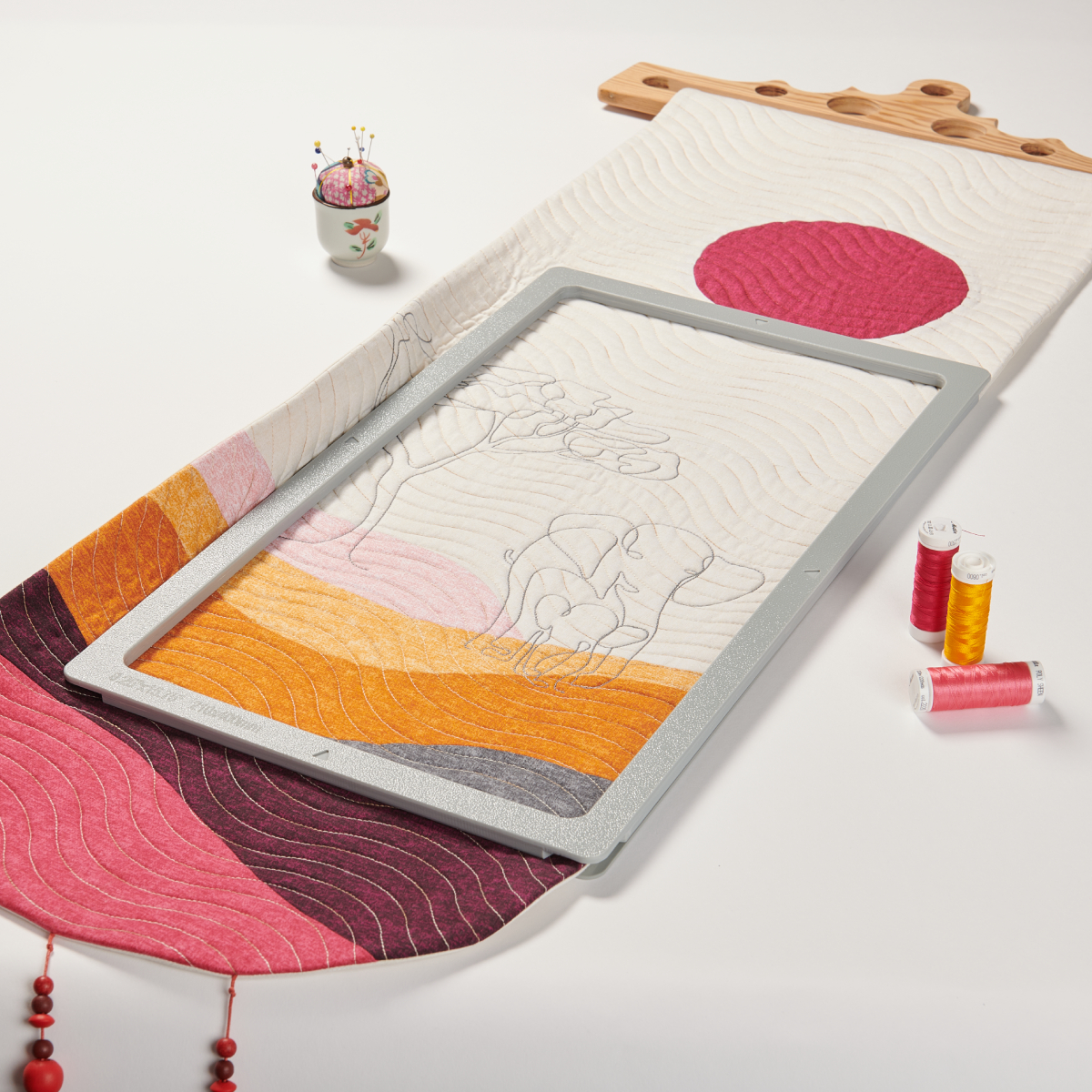 Large Magnetic Embroidery Hoop - BERNINA