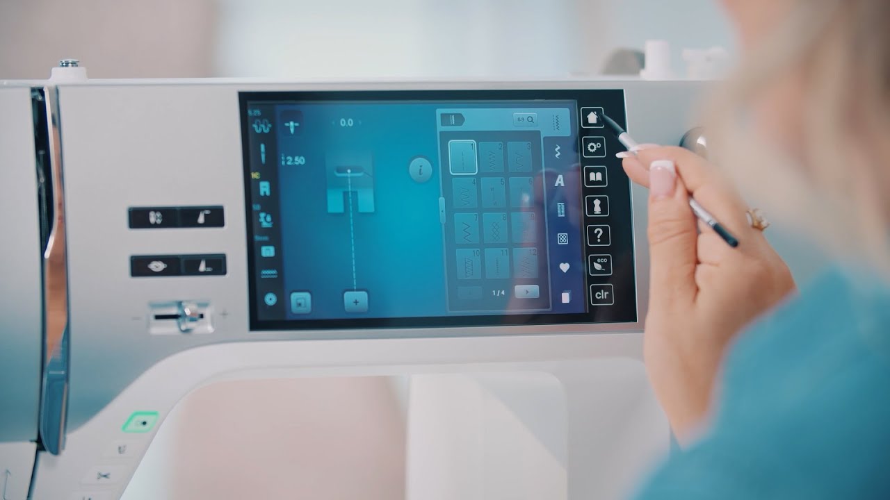 BERNINA 570 QE Kaffe Edition - Blooms for your sewing room - BERNINA