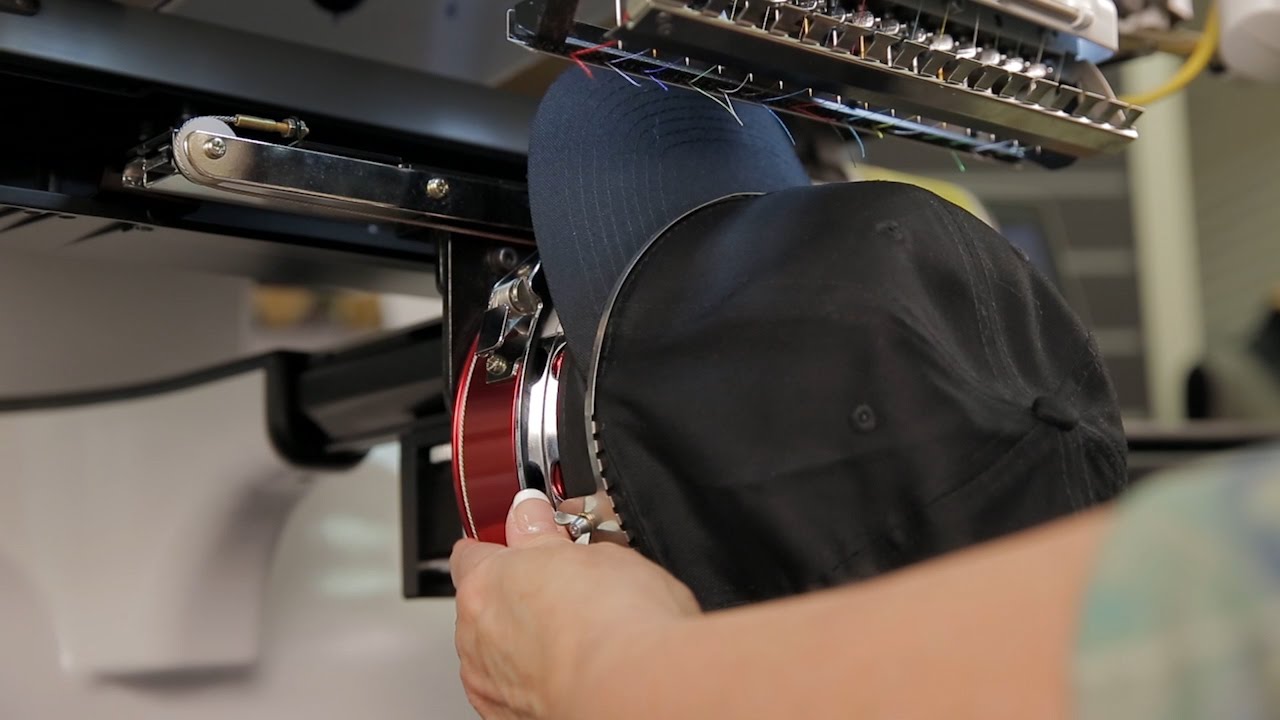 BERNINA E 16 PRO – BERNINA multi-needle embroidery - BERNINA