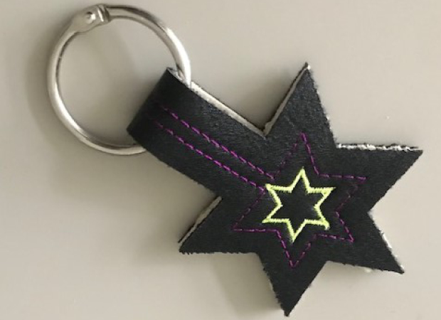 Cutwork sewing projects - Key Ring - BERNINA